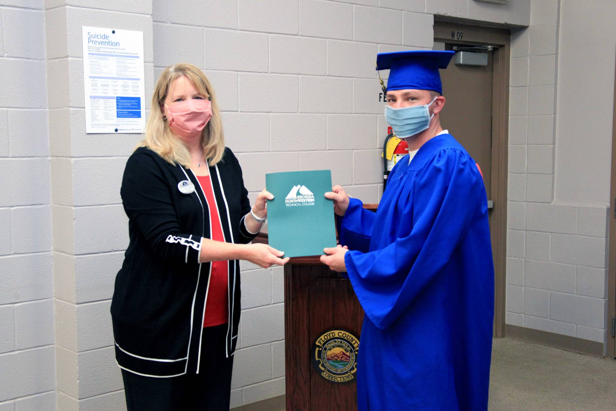 GNTC presents Floyd County Prison graduates with welding certificates ...