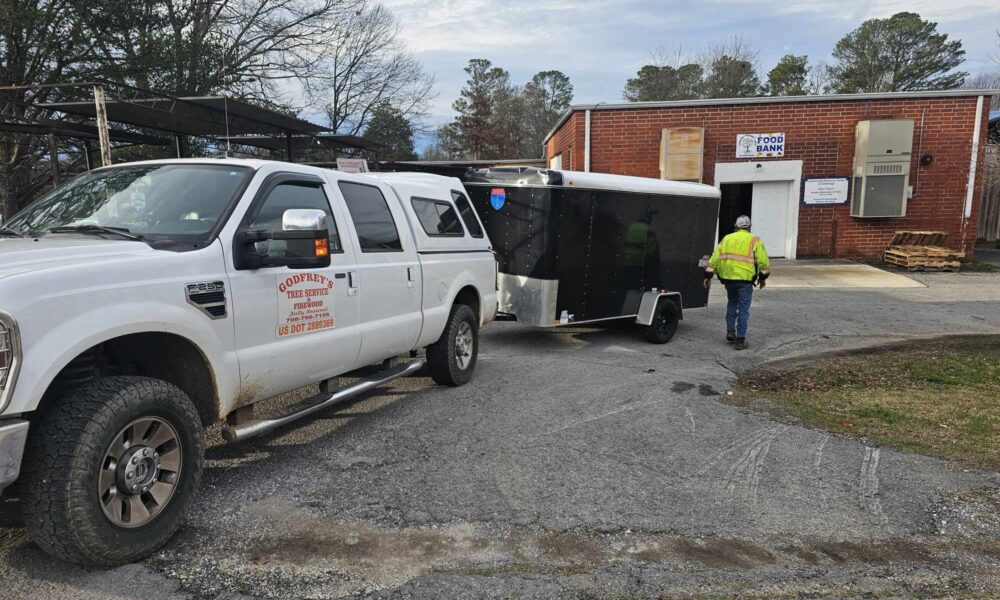 Kevin Godfrey steps up to help the community again – AllOnGeorgia